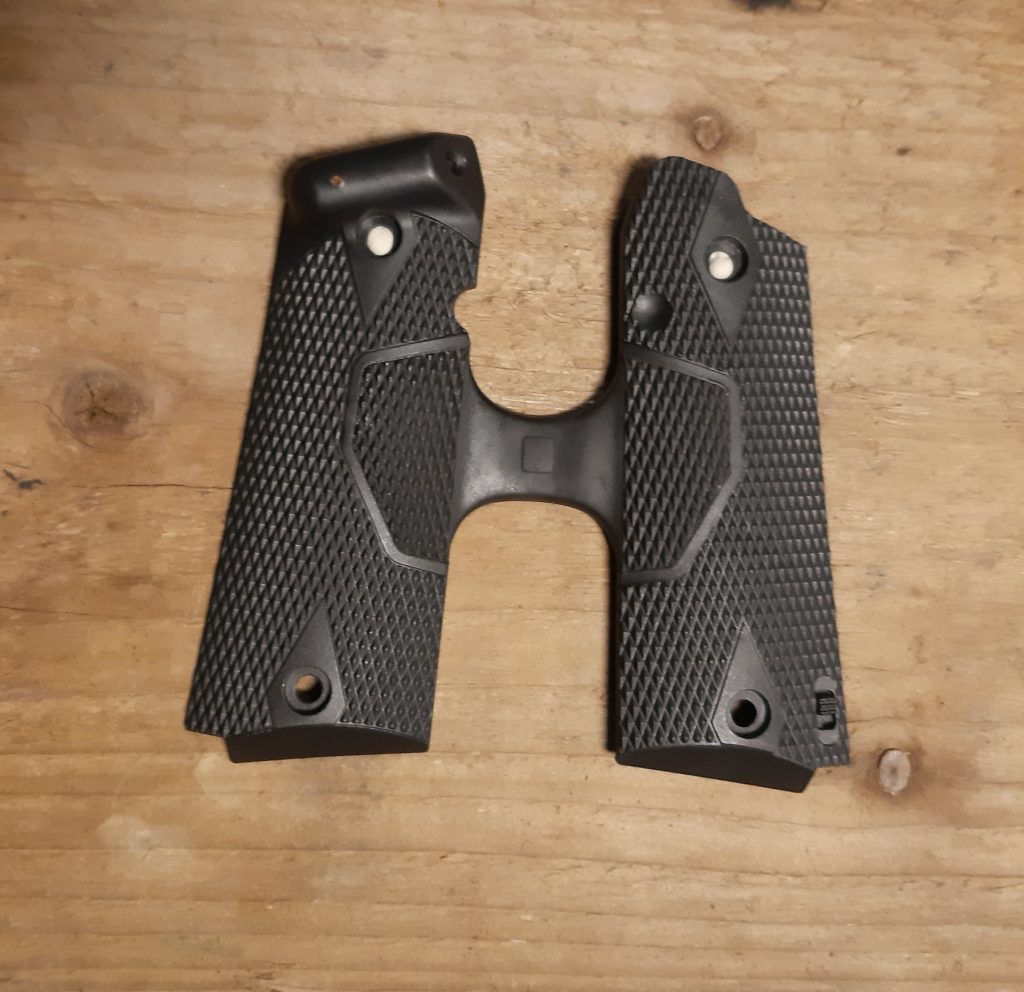 Silverback Airsoft M1911 Laser Grip BK - Accessories - Laser (SBA-LSR ...